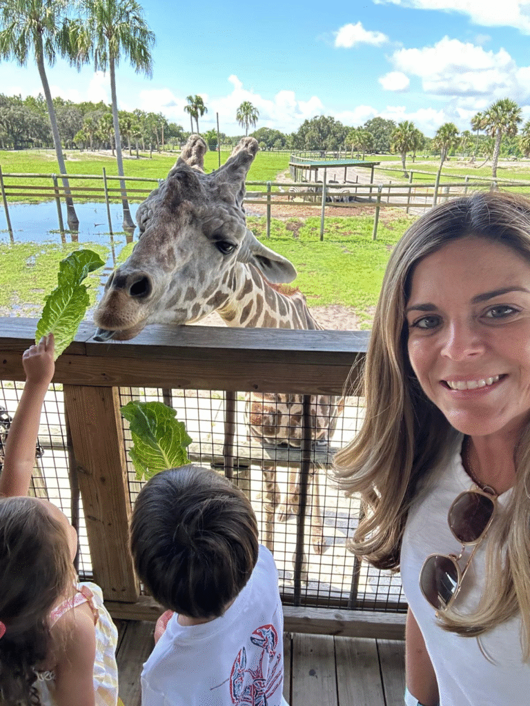 Maritere Esteve y su familia inauguran con brillo la tercera temporada de ¡Vámonos a Kissimmee ...