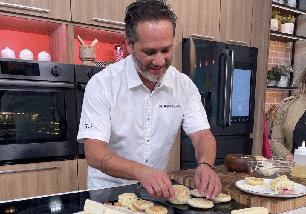 Receta del chef Mauricio: Delicias de la Hispanidad: Arepas de yuca con ...